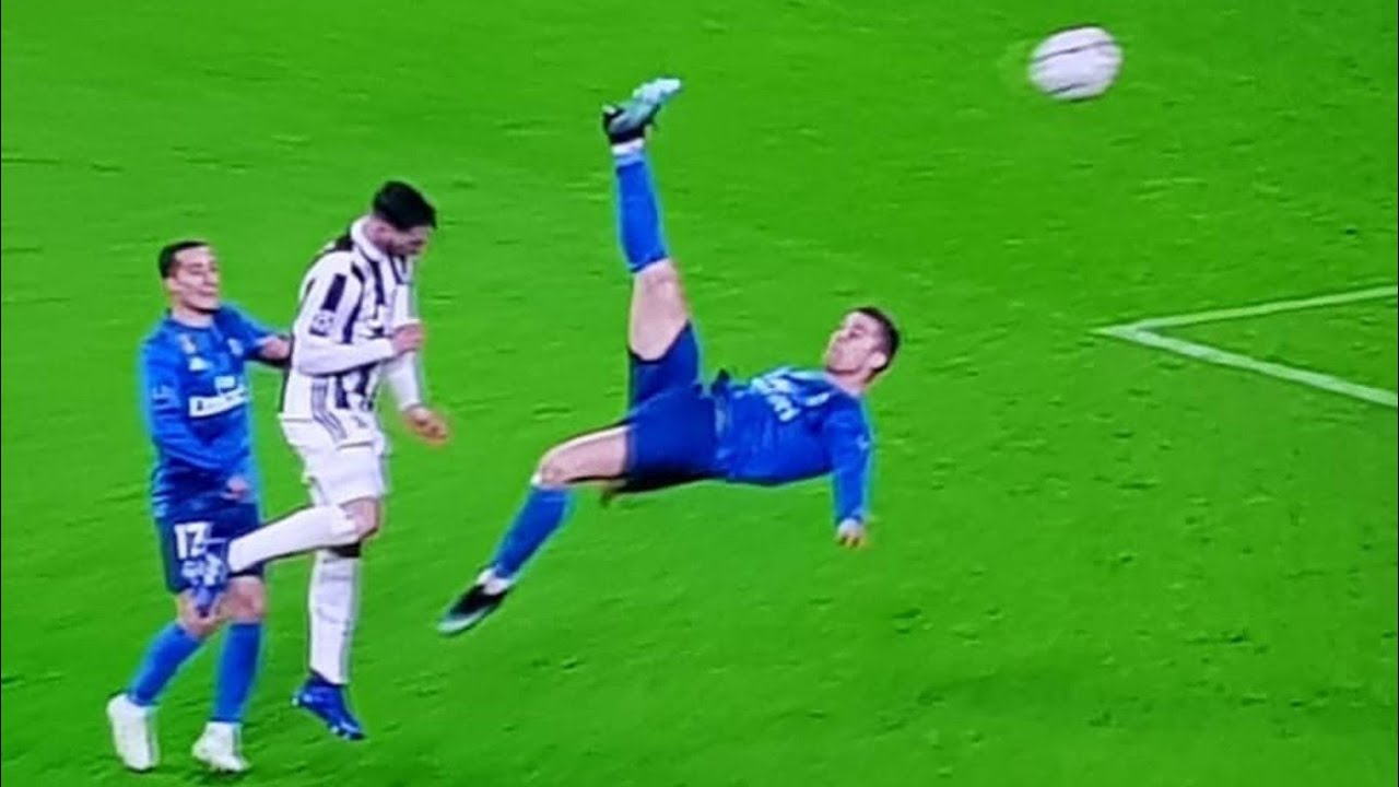 Sfondo Di Ronaldo Rovesciata Cr7 Archivi CALCIATORIBRUTTI