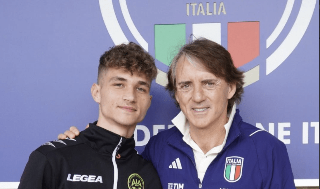 Repubblica - "David, arbitro a 23 anni. Dalle botte all'abbraccio di ...