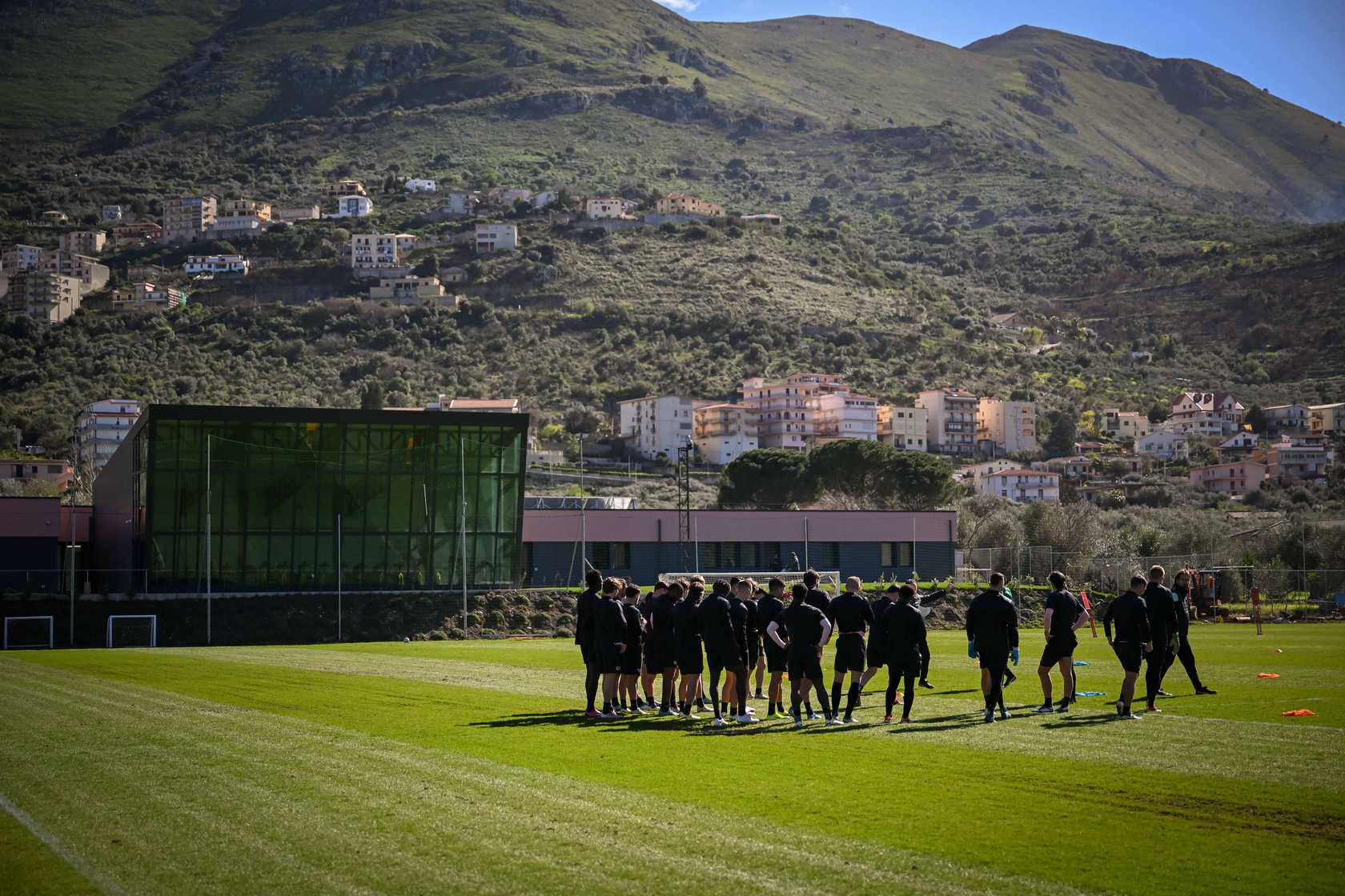 Palermo, ultimo allenamento stagionale a Torretta: Dionisi saluta