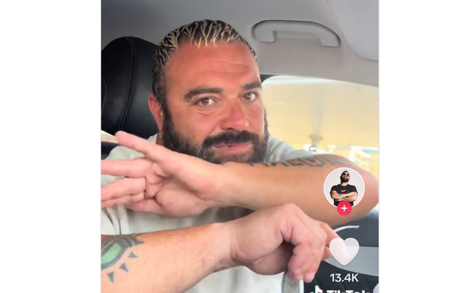 Toni: "Miccoli? Io migliore". E il fratello è una furia: "In quale vita ...